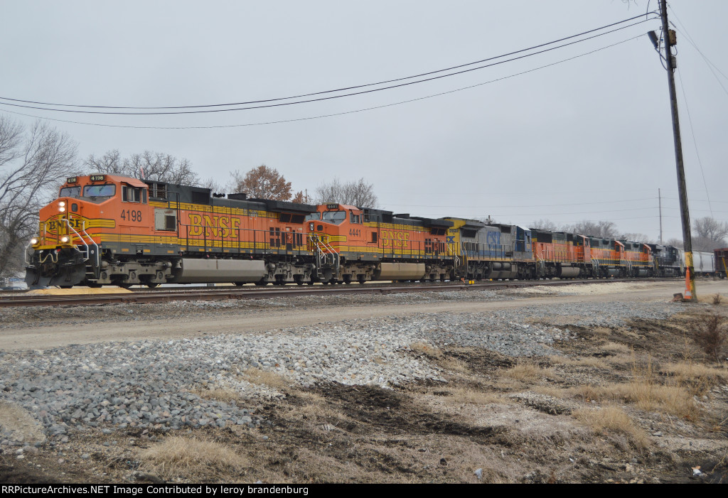 BNSF 4198 with the TULKCK
